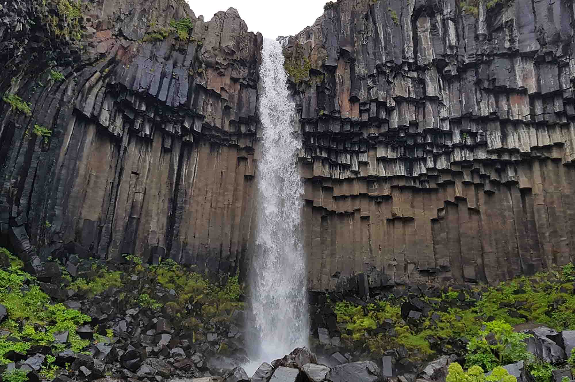Tour Islanda sorprendente con guida parlante italiano