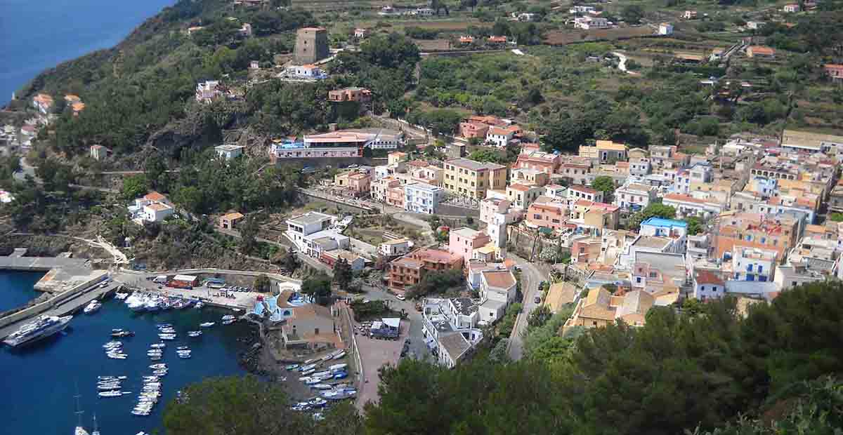 Ustica mare e relax, giorni rigeneranti che lasceranno ricordi indelebili